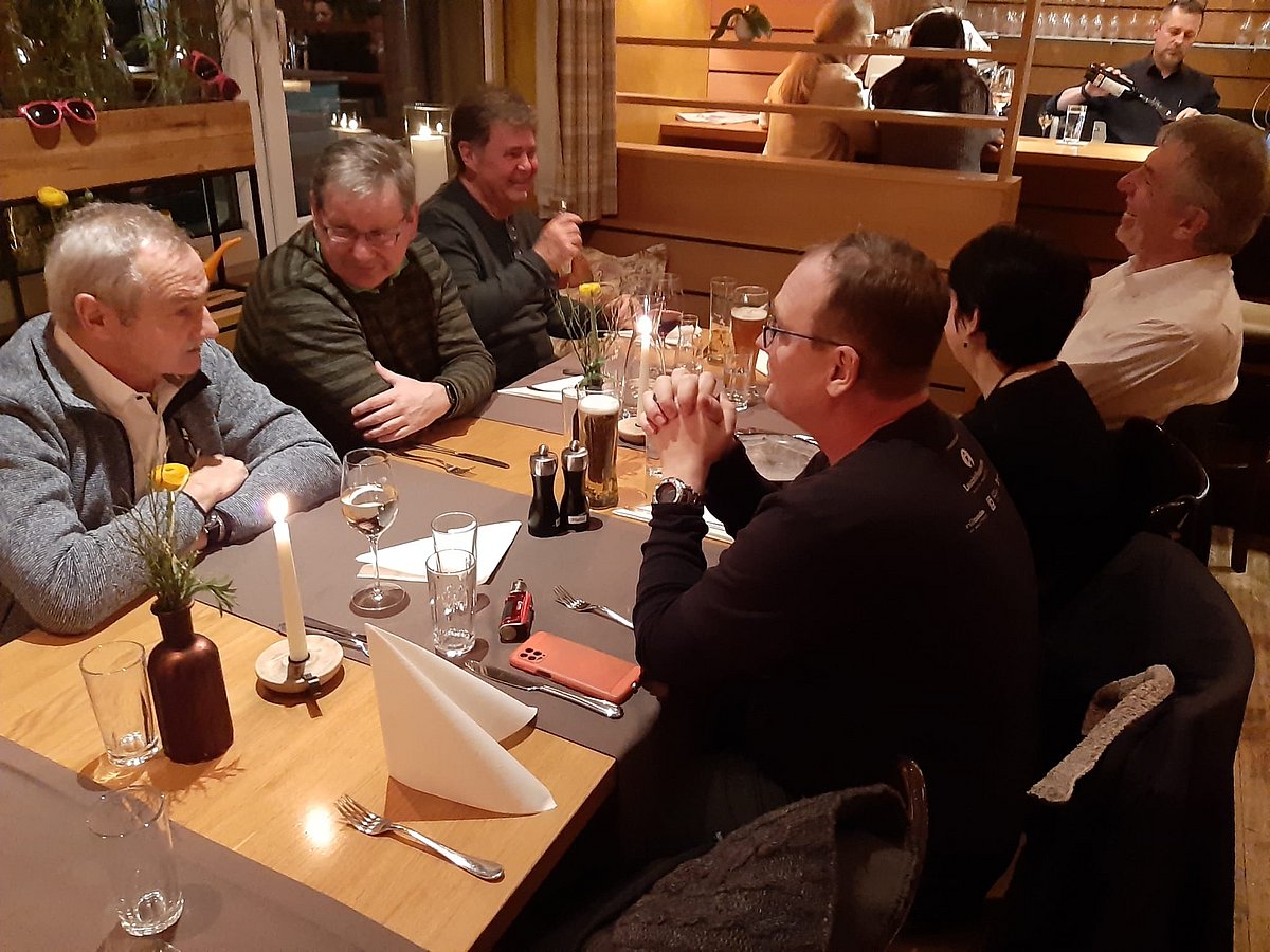 Impressionen vom Stammtisch aus dem Lokal "s' Aschach" - News & Events ...